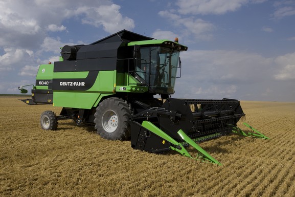 Kombajn zbożowy DEUTZ FAHR 6040
